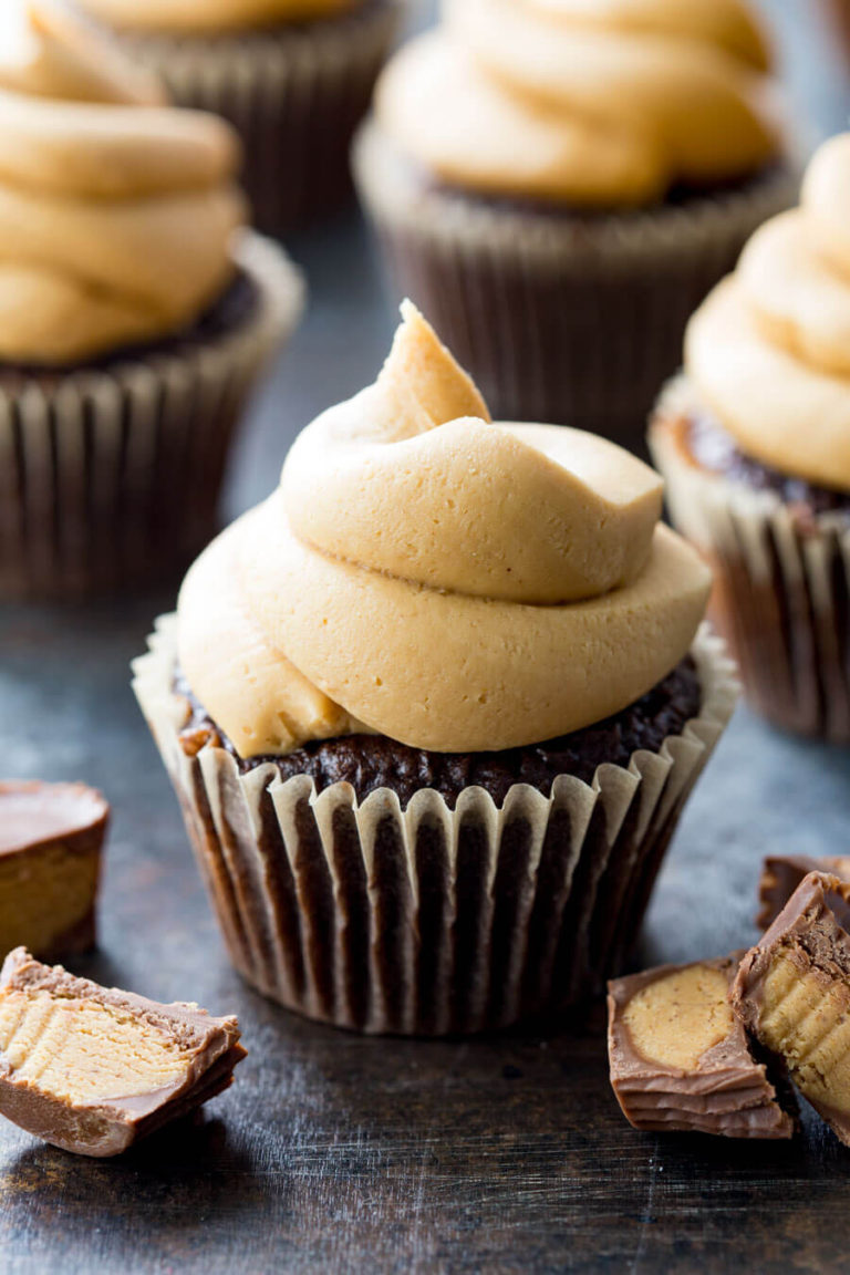 10 Amazing Icing and Frosting Recipes | Random Acts of Baking